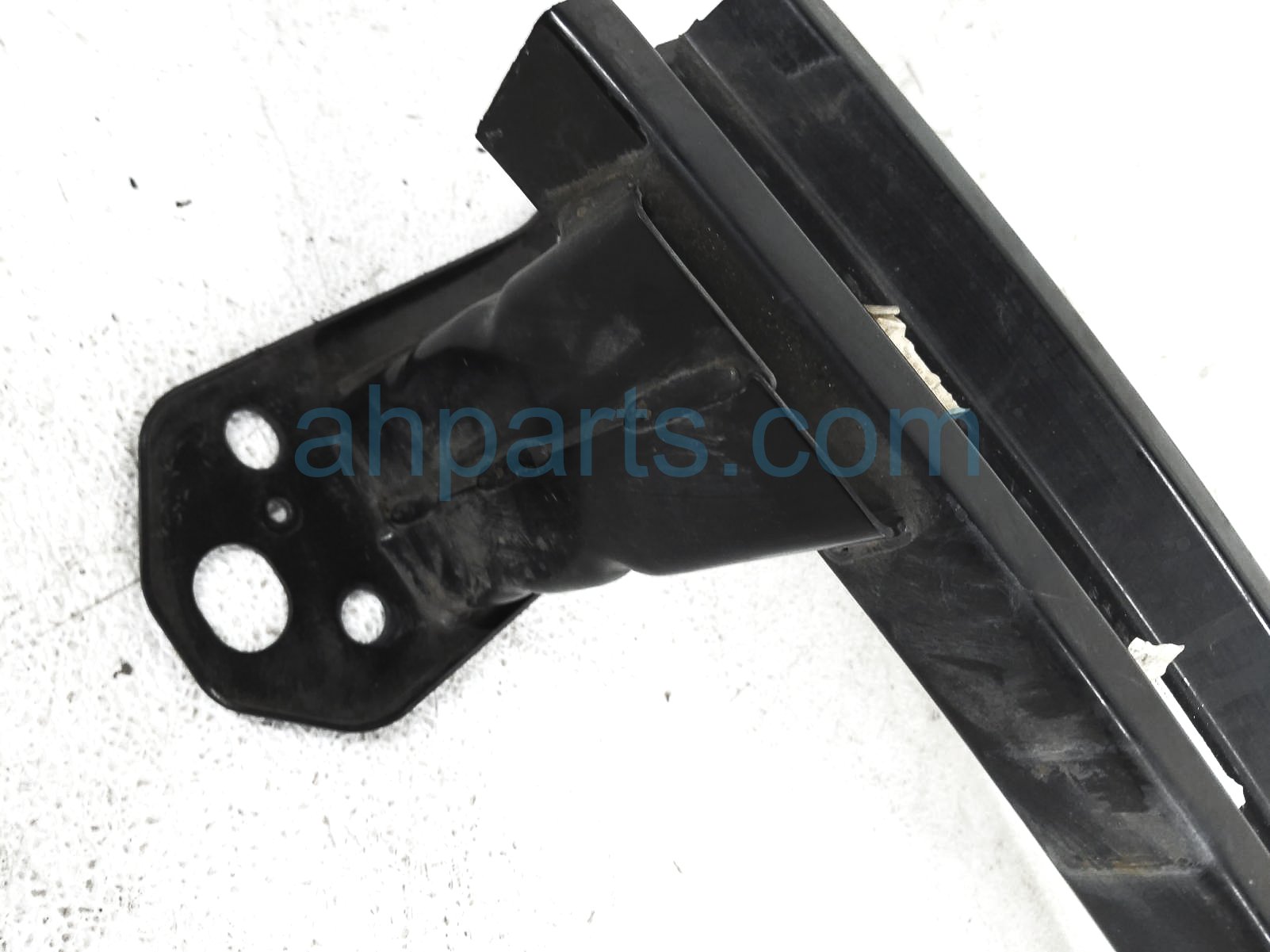 Sold 2020 Kia Telluride Bumper / Beam Front Reinforcement Bar 64900-S9000,