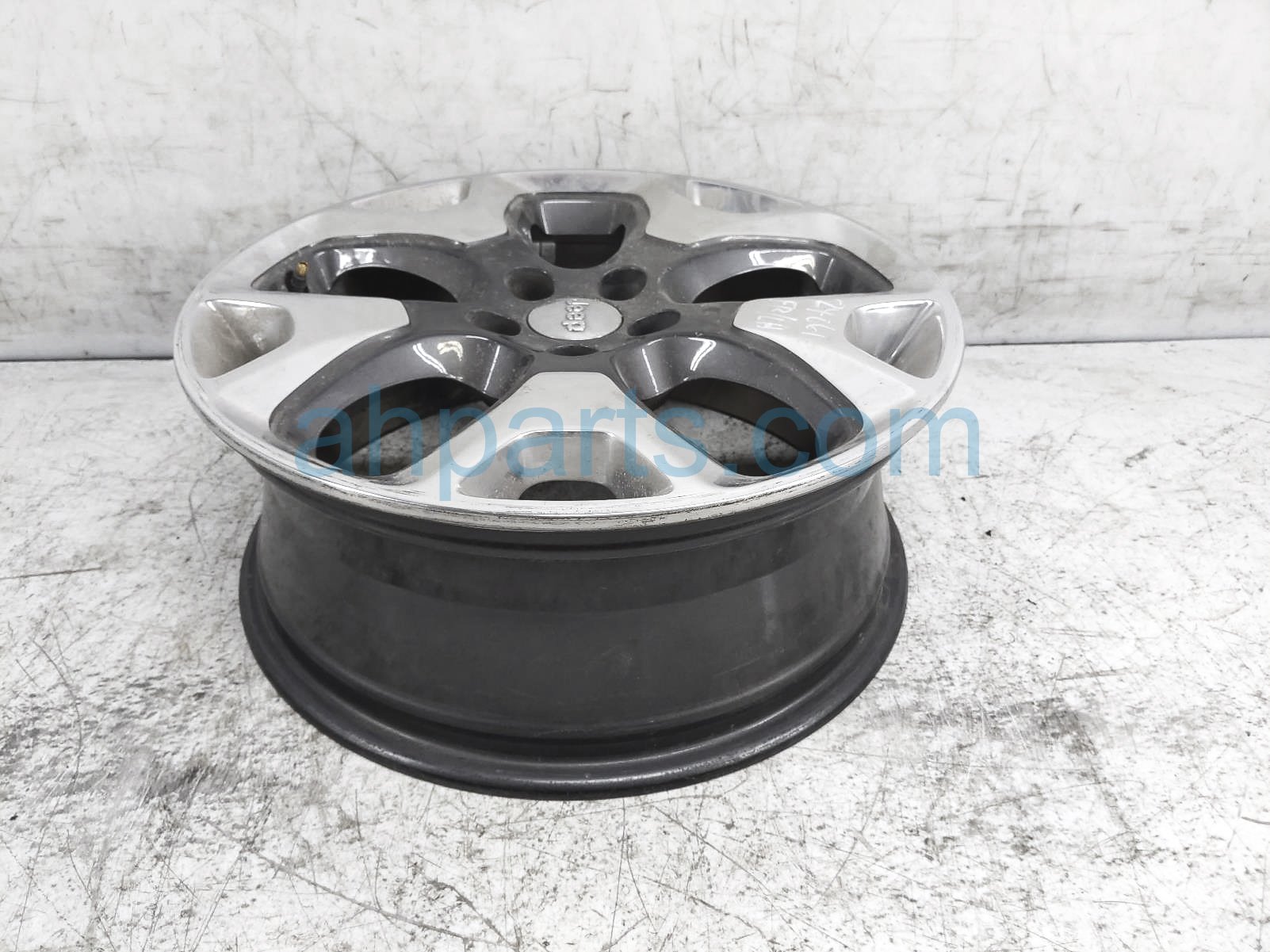 Sold 2021 Jeep Compass Front Driver Wheel / Rim 5VC281STAA