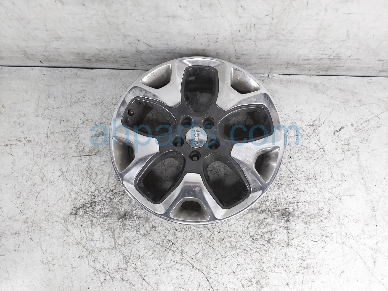 Sold 2021 Jeep Compass Front Driver Wheel / Rim 5VC281STAA