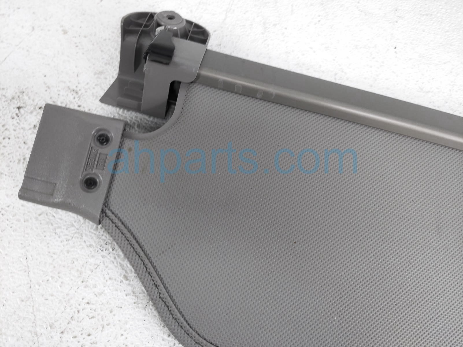 Sold 2005 Lexus Sc430 Cargo Room Tonneau Cover - Gray 64910-24013-B1,