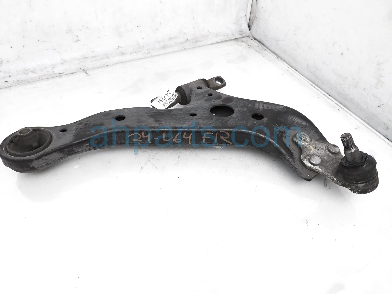 Sold 2014 Lexus Es 350 Front Passenger Lower Control Arm 48068-33080,
