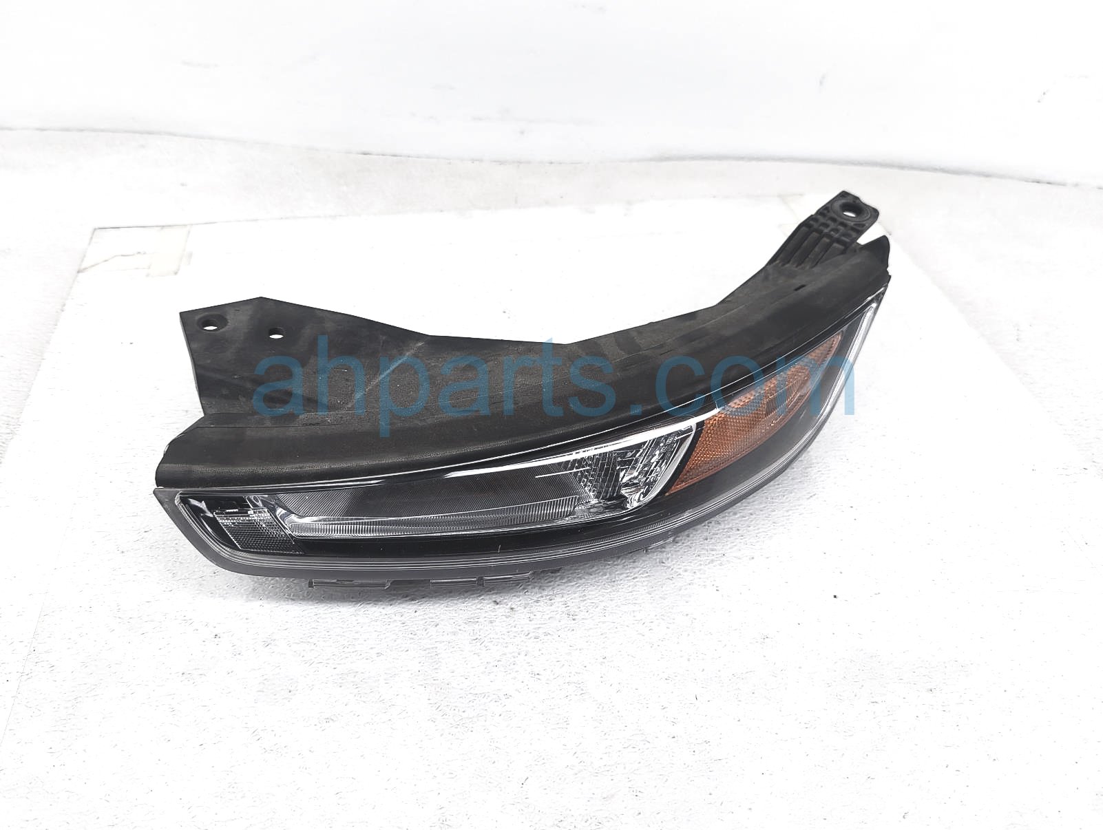 Sold 2021 Hyundai Venue Driver Daytime Running Lamp / Light 92207-K2100,