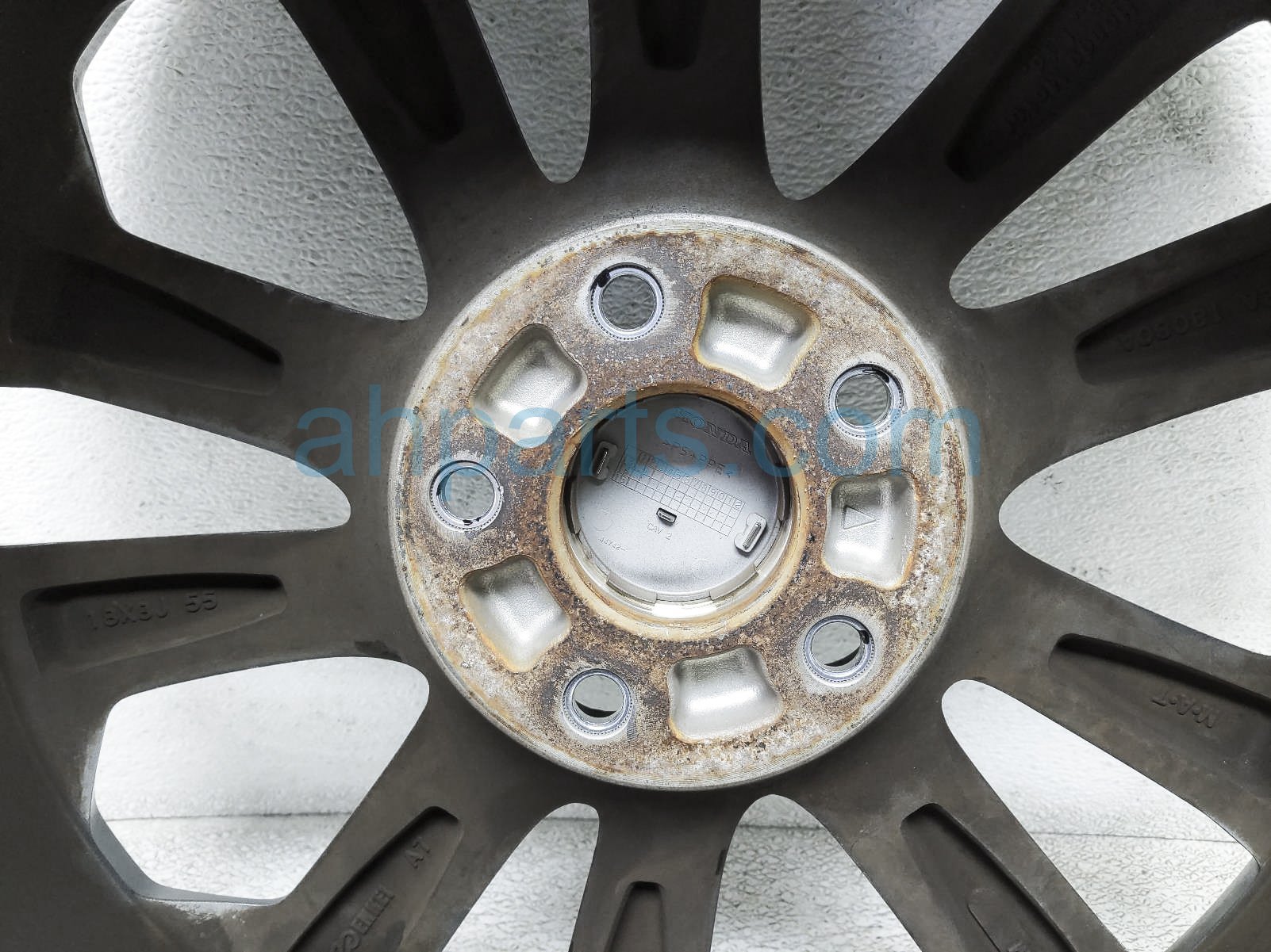 Sold 2015 Honda Accord Rear Passenger Wheel / Rim - 18'' 42700-T2A-A83,