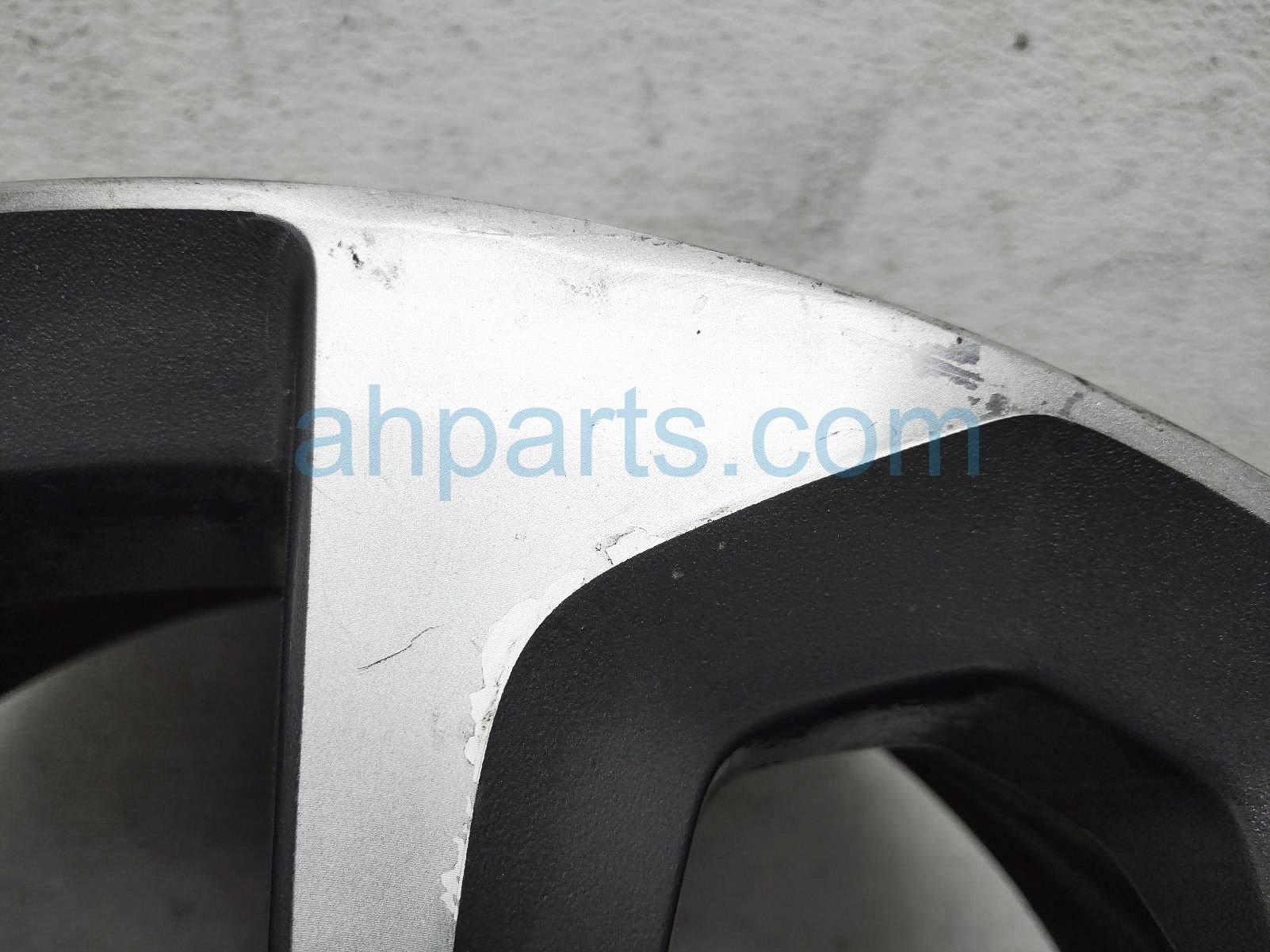 Sold 2015 Honda Accord Rear Passenger Wheel / Rim - 18'' 42700-T2A-A83,