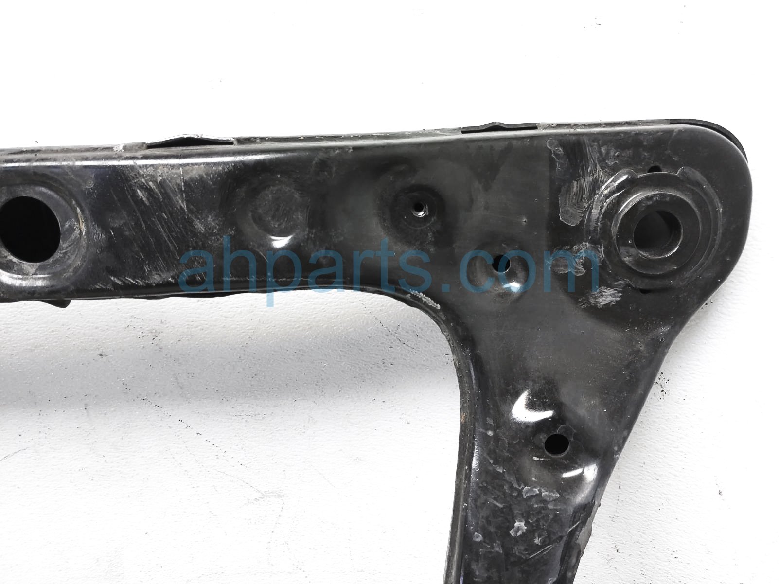 2019 Toyota Rav 4 Crossmember Front Engine Sub Frame / Cradle 51100-0R010,