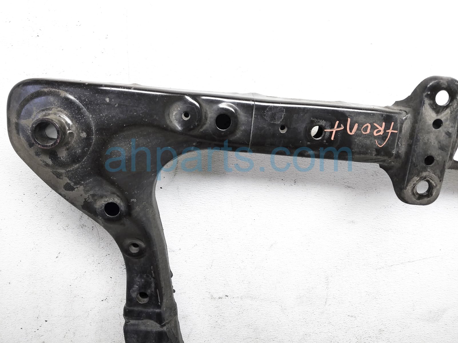 2019 Toyota Rav 4 Crossmember Front Engine Sub Frame / Cradle 51100-0R010,