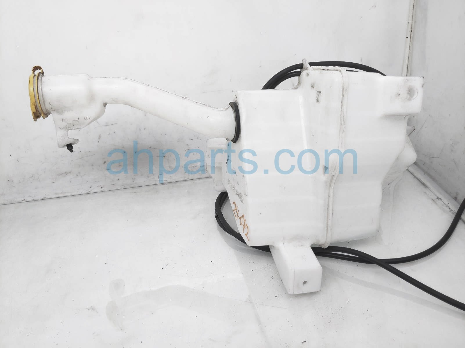 Sold 2020 Subaru Impreza Windshield Washer Reservoir Tank 86631FL00A,