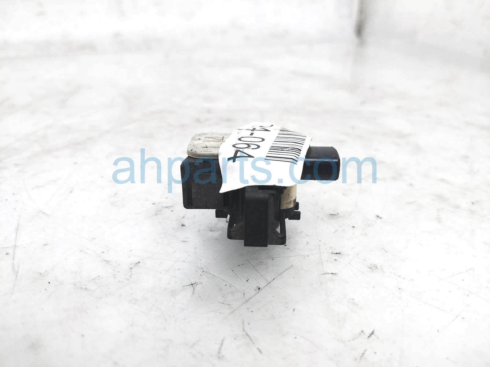 Sold 2014 Lexus Es 350 Single Parking Aid Sensor 89341-33200-B1,