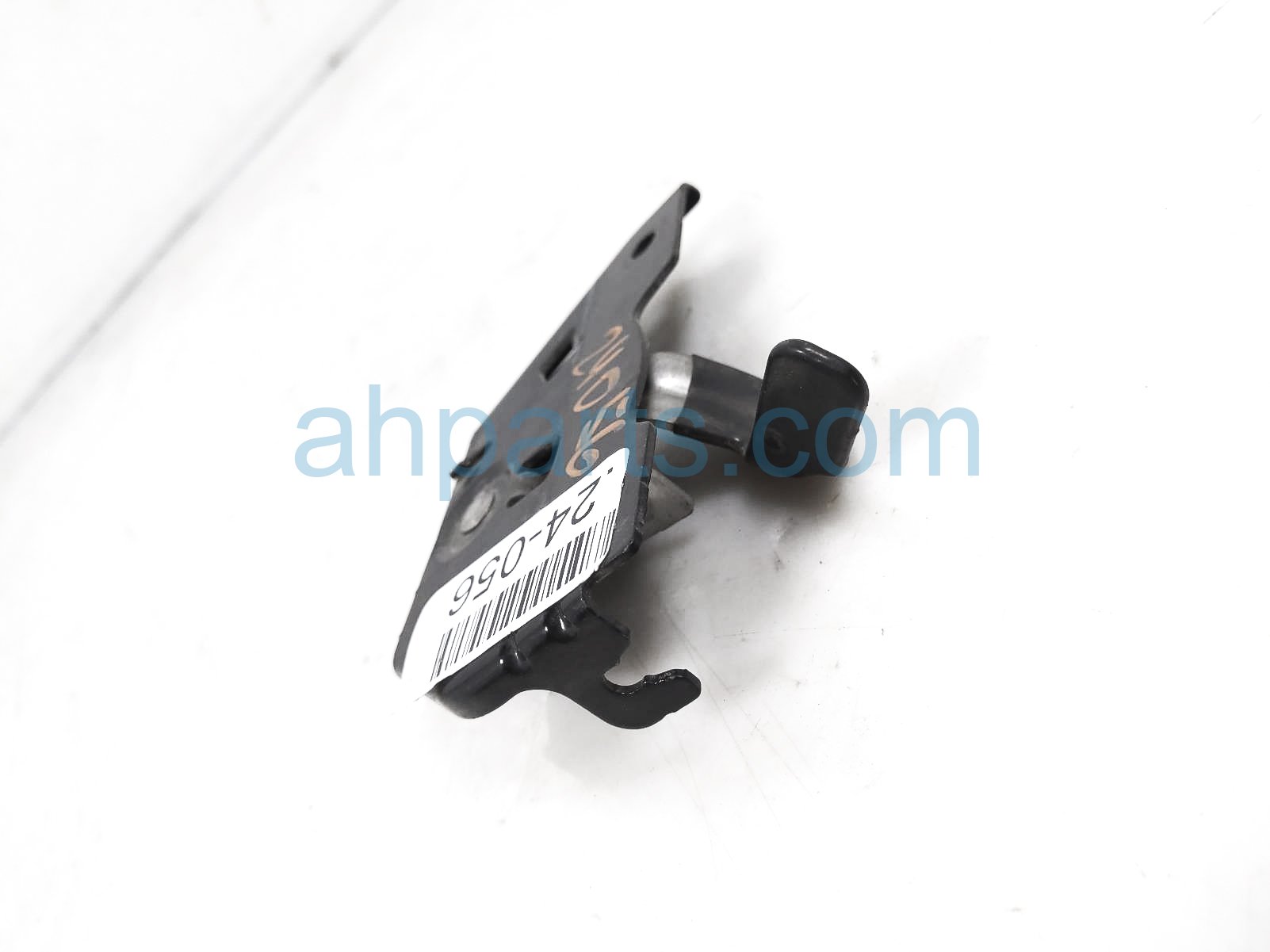 Sold 2018 Honda Accord Remote Latch Assy 74125-TVA-A01,