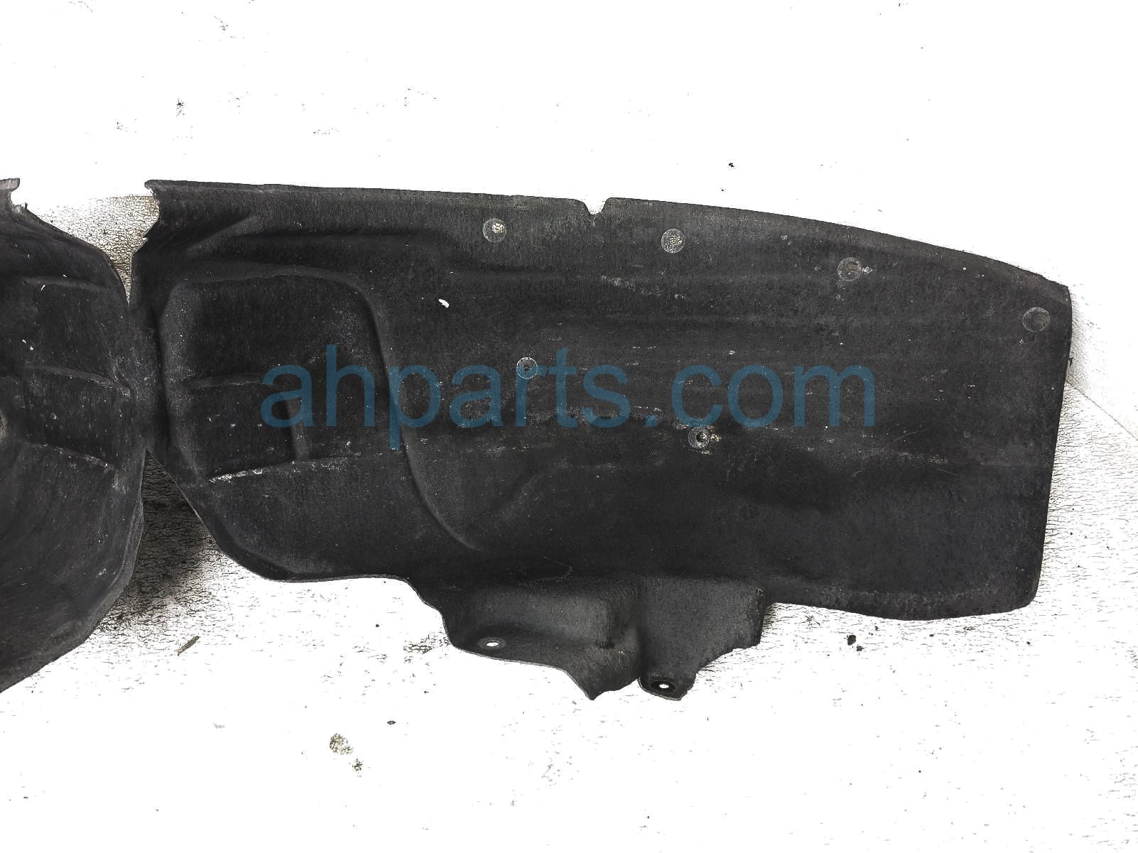 Sold 2021 GMC Terrain Rear Driver Inner Fender Liner 84700607