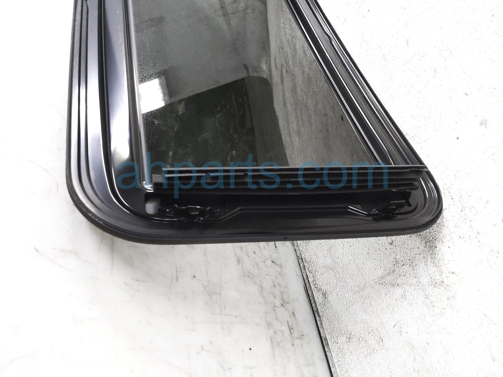 2016 Infiniti Q50 Sunroof / Sun Roof Glass Window 91210-4GA1A,