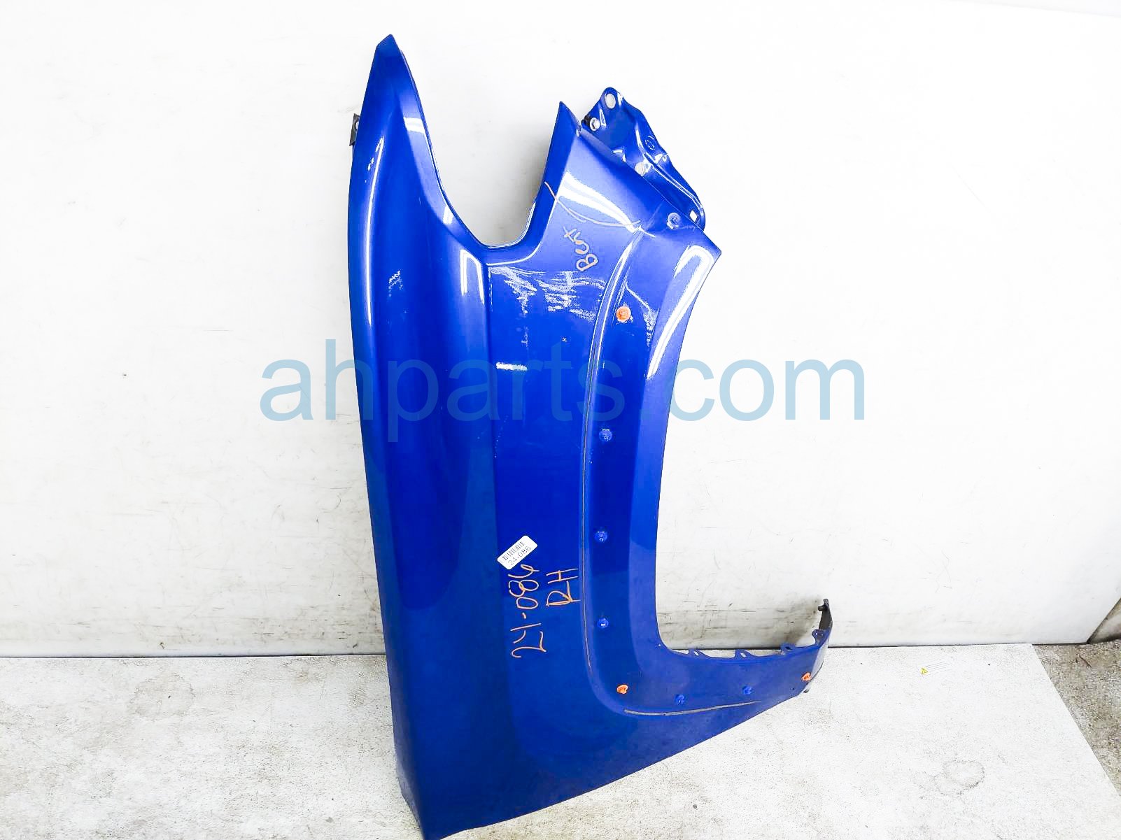 Sold 2018 Toyota Tacoma Front Passenger Fender - Blue - Trd Crew Cab ...