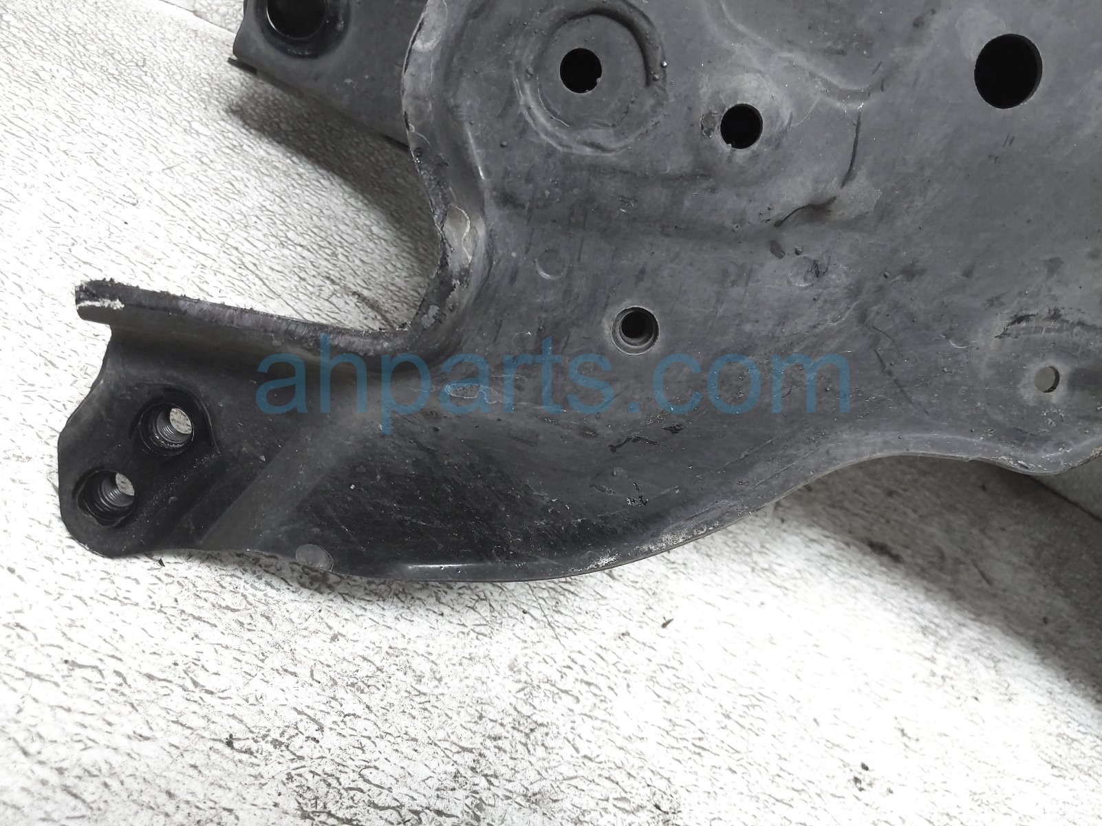 Sold 2021 Toyota Prius Crossmember Front Engine Sub Frame / Cradle ...