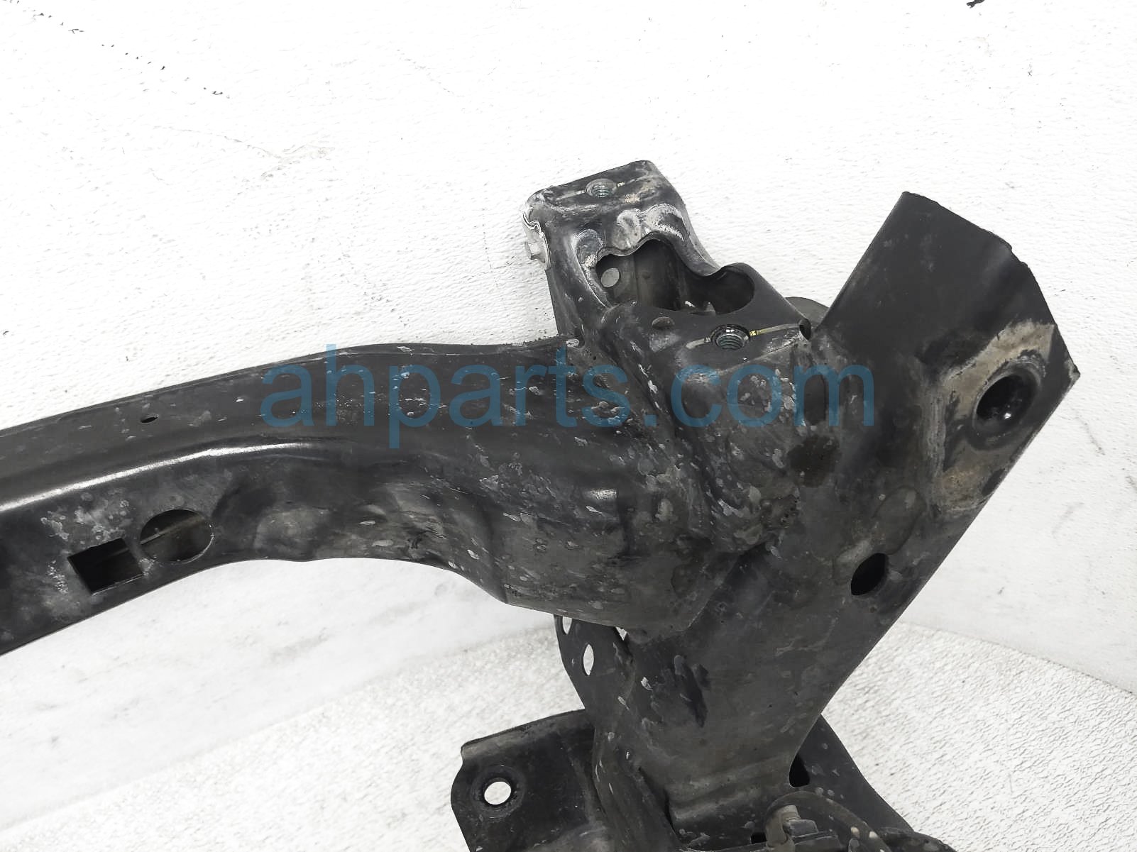 2021 Chrysler 300 Crossmember Front Engine Sub Frame / Cradle ...