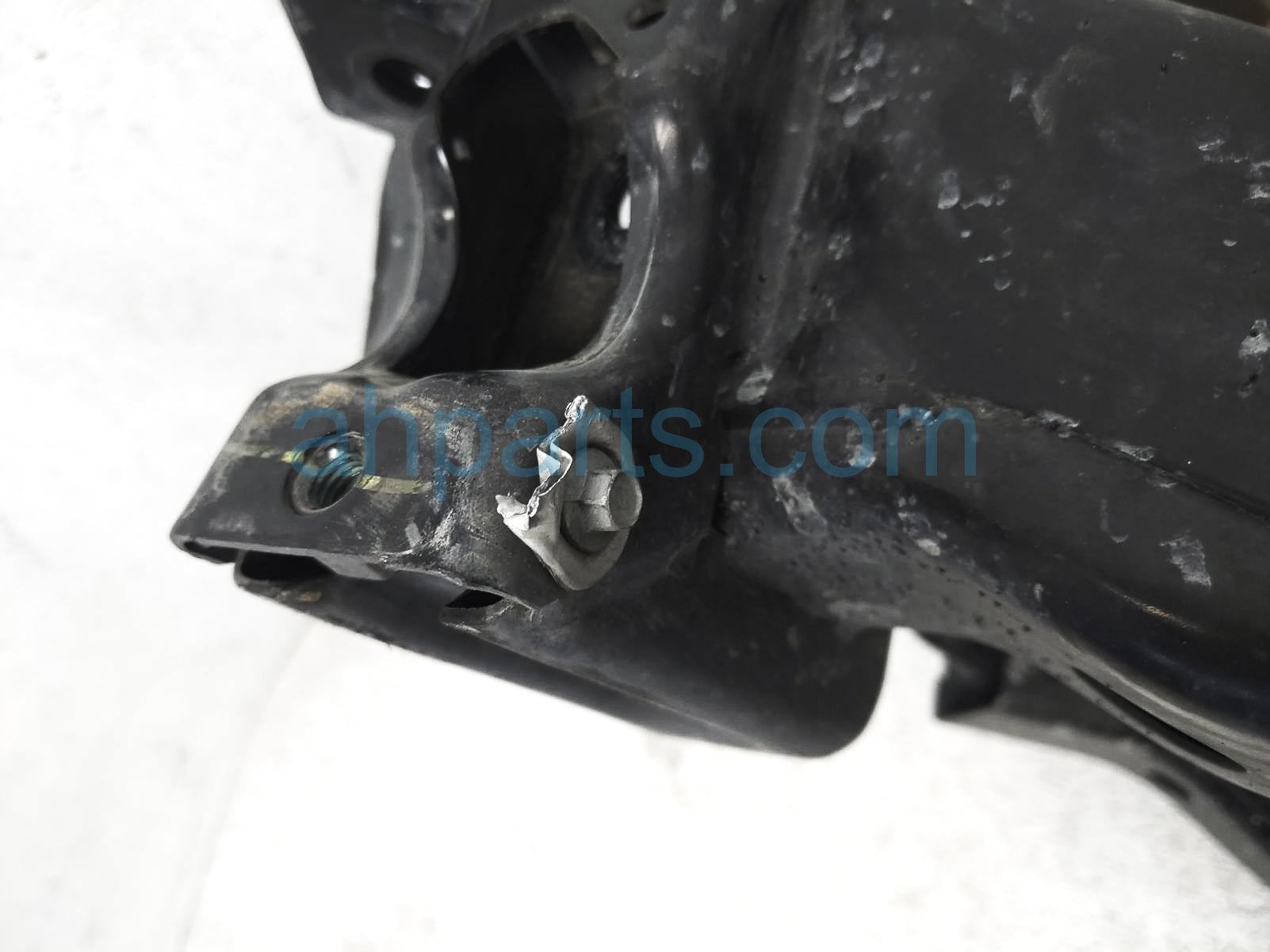 2021 Chrysler 300 Crossmember Front Engine Sub Frame / Cradle ...