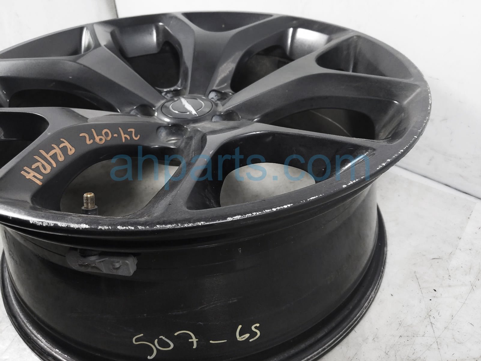 2021 Chrysler 300 Rear Passenger Wheel / Rim - Curb Rash 7AZ20RNWAA