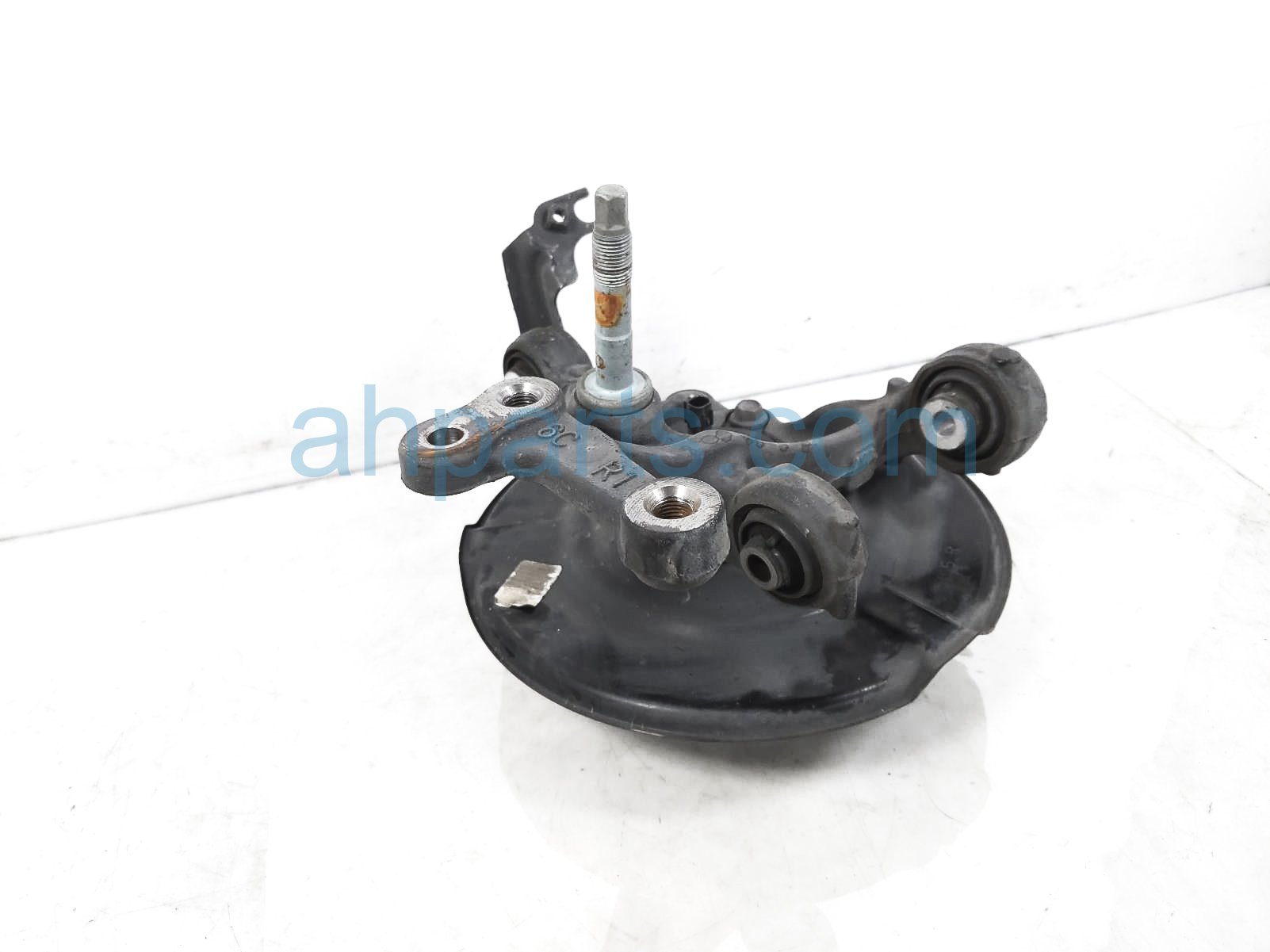 Sold 2021 Toyota Corolla Axle Stub Rear Passenger Spindle Knuckle Hub ...