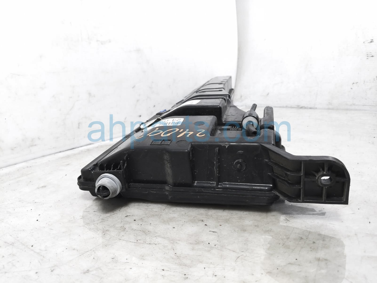 Sold 2023 Honda Pilot Windshield Washer Reservoir Tank 76841-T90-A11,