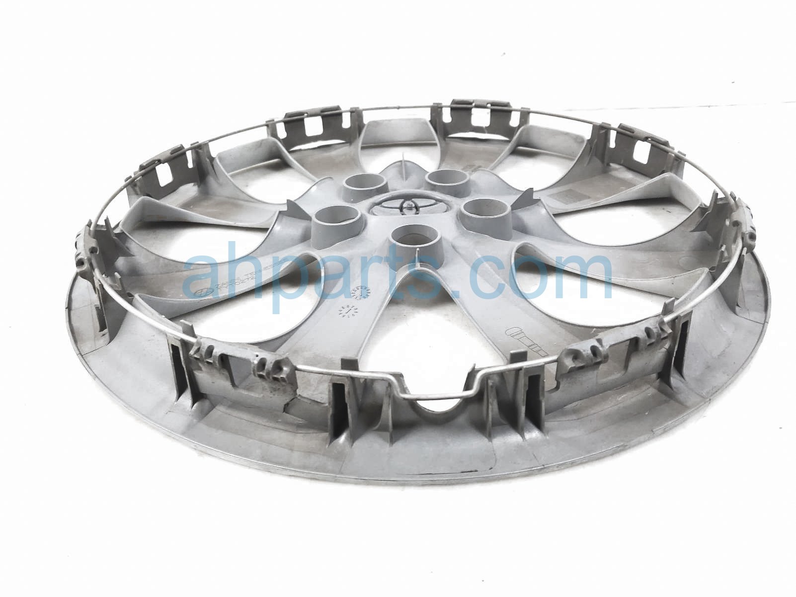 Sold 2021 Toyota Corolla Hub Rear Driver Wheel Cap Cover (8 Spoke ...