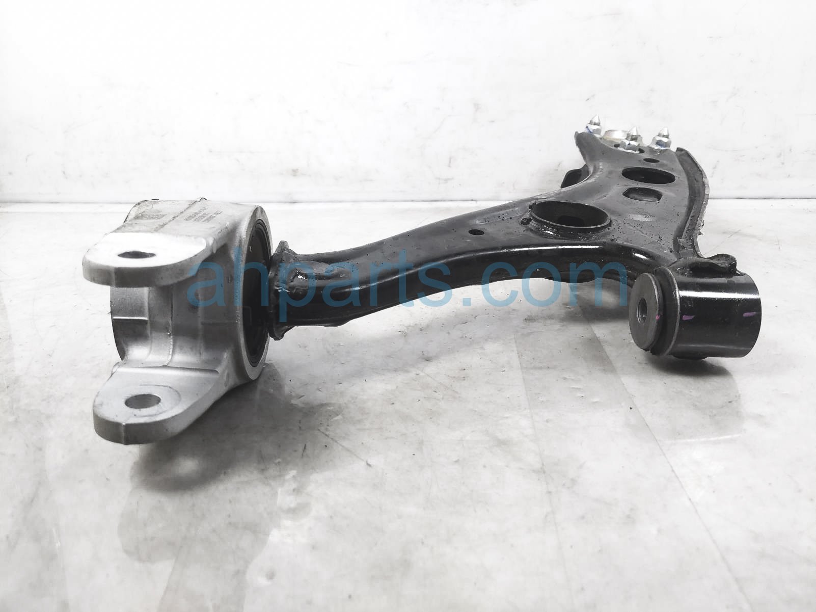 Sold 2024 Honda HR-V Front Passenger Lower Control Arm 51350-3W0-A00,