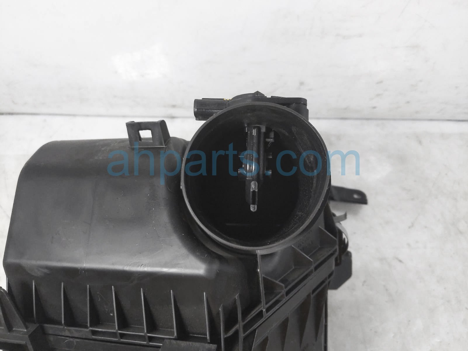 Sold 2024 Honda HR-V Air Cleaner Intake Box 17201-6CT-A01,