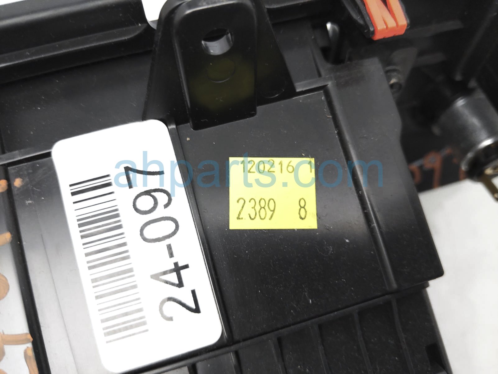 Sold 2017 Toyota Sienna Instrument Panel Cup Holder Assy 55620-08050,