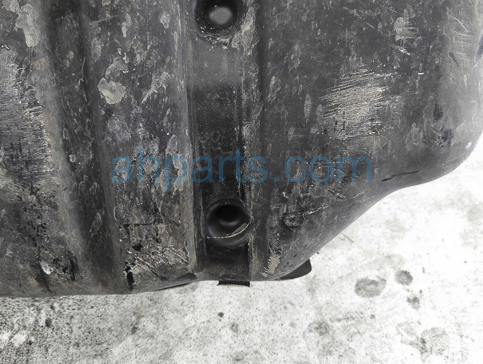 Sold 2020 Toyota Tacoma Gas / Fuel Tank - 2.7l 4x2 77001-04212,
