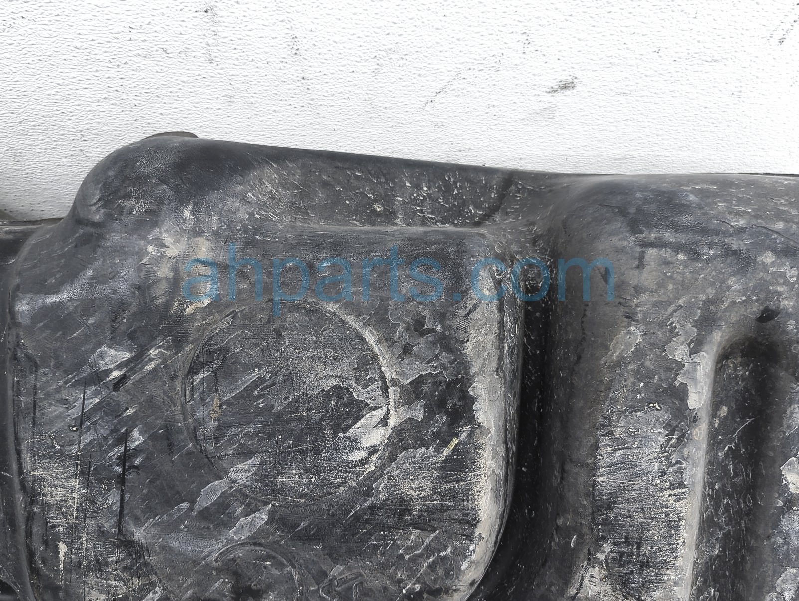 Sold 2020 Toyota Tacoma Gas / Fuel Tank - 2.7l 4x2 77001-04212,