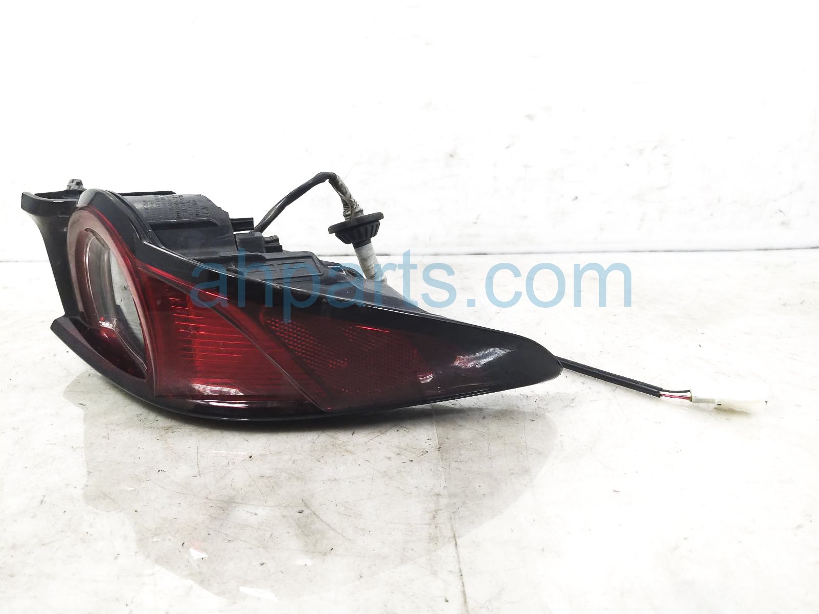 Sold 2019 Mazda 3 Light / Rear Driver Tail Lamp (on Body) BCKC-51-160A,