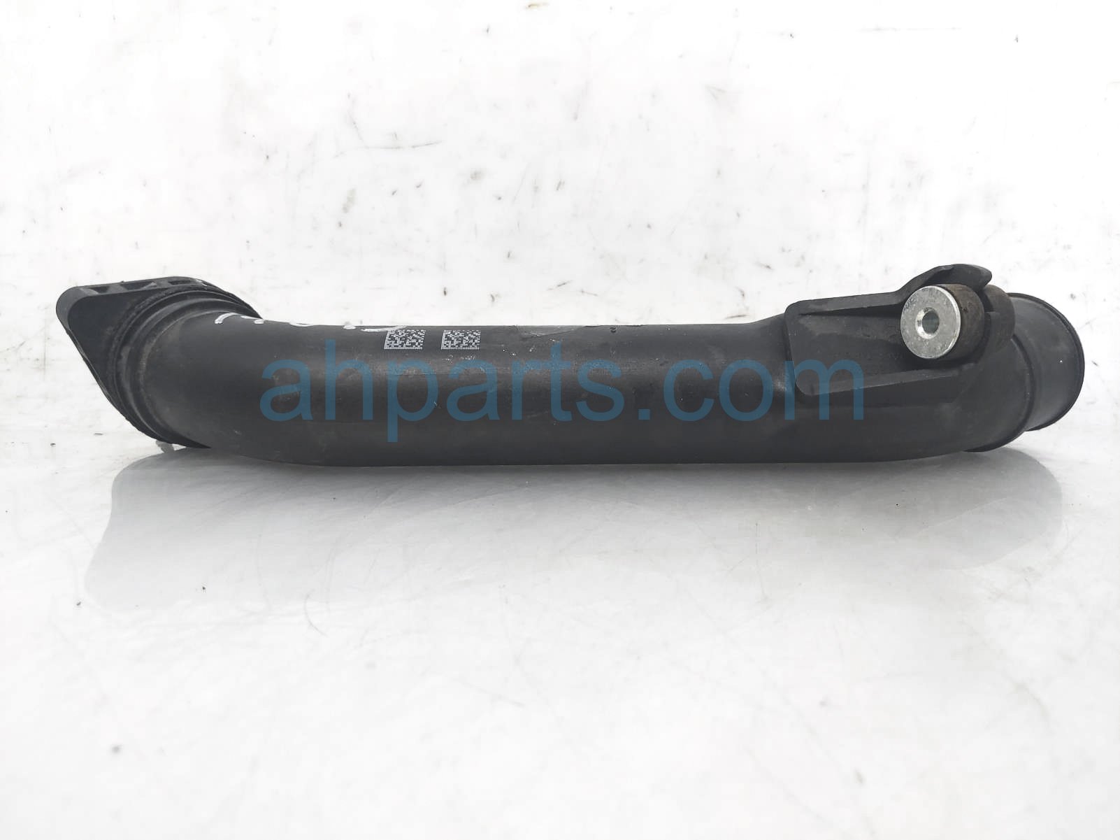 Sold 2018 Honda Civic Intercooler Inlet Pipe A - 1.5l 17283-5AA-A01,