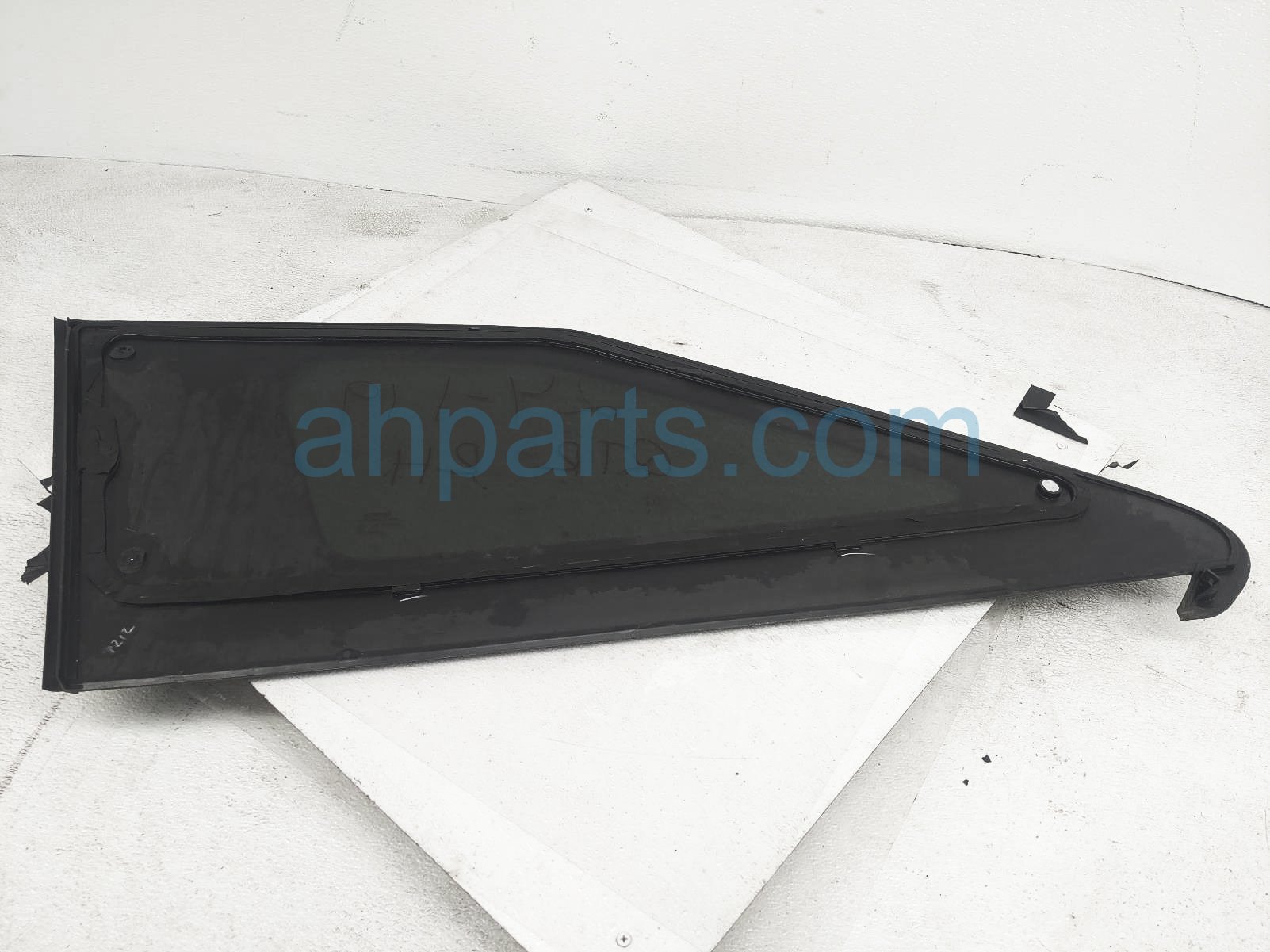 Sold 2022 Toyota Sienna Passenger Quarter Window Glass 62730-08201,