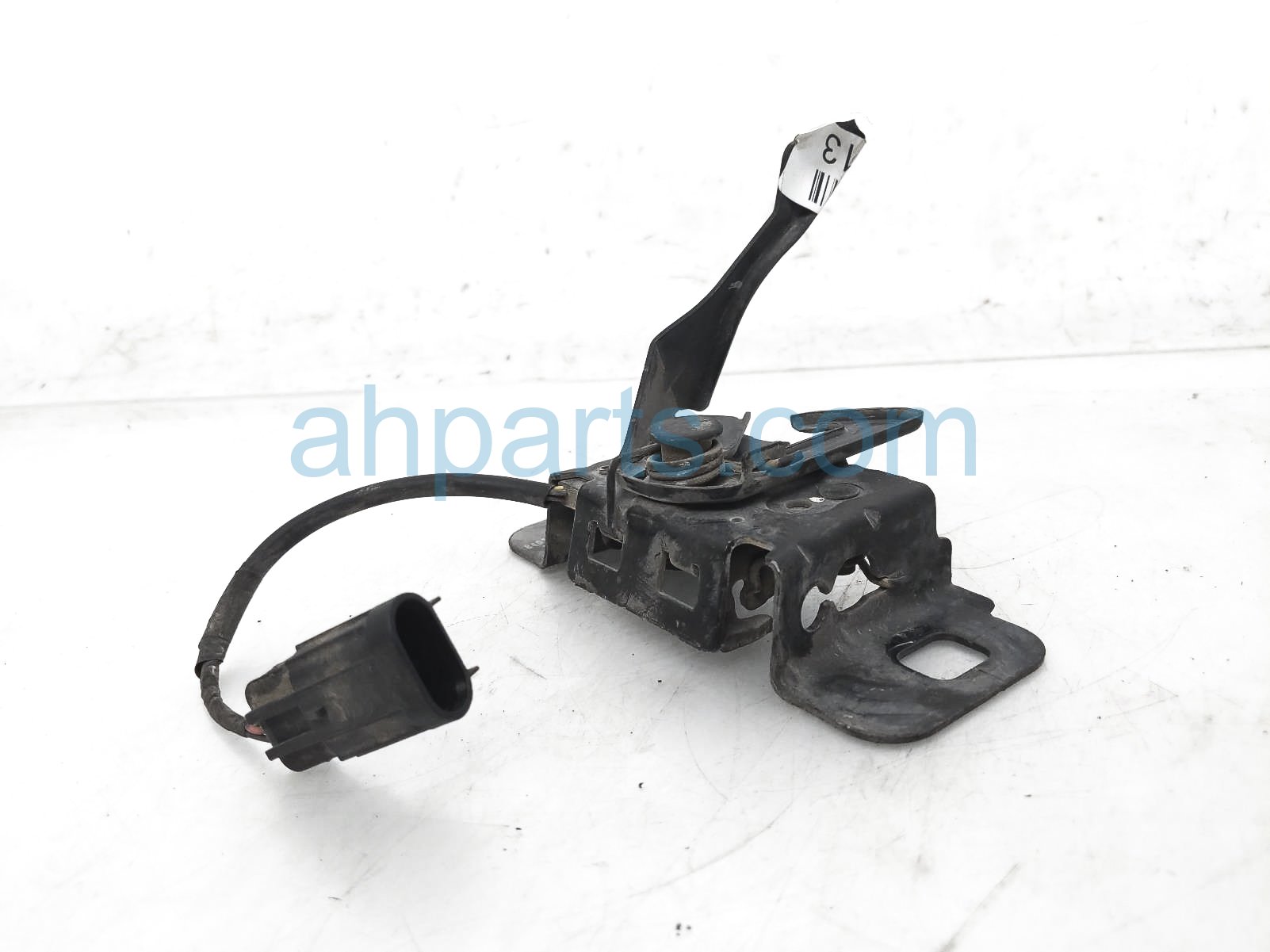 Sold 2017 Chevy Camaro Hood Lock / Latch 84053842