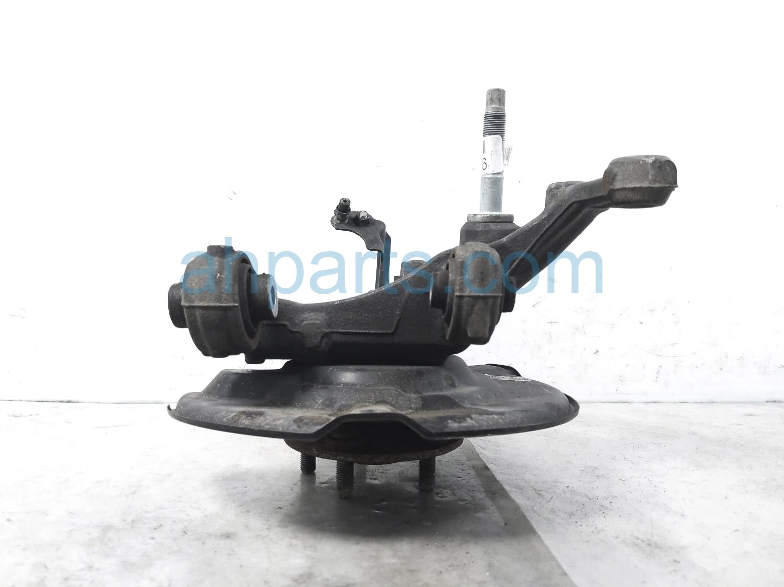 Sold 2021 Toyota Corolla Axle Stub Rear Driver Spindle Knuckle Hub ...