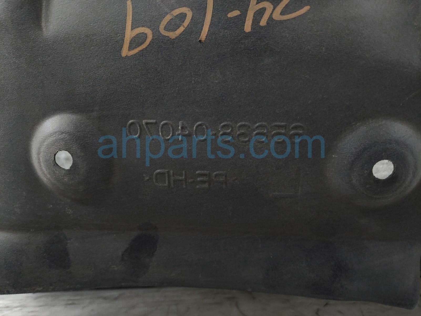 Sold 2020 Toyota Tacoma Rear Driver Inner Fender Liner 65638-04070