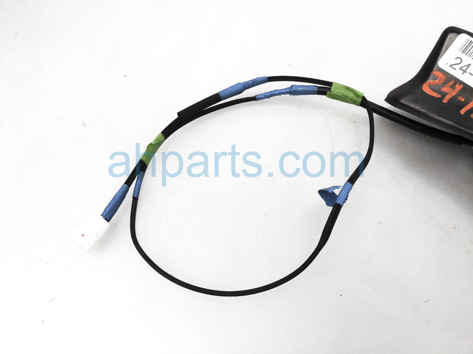 Sold 2019 Toyota Tacoma Roof Antenna Assy - Black - Xtra Cab 86300-04080,