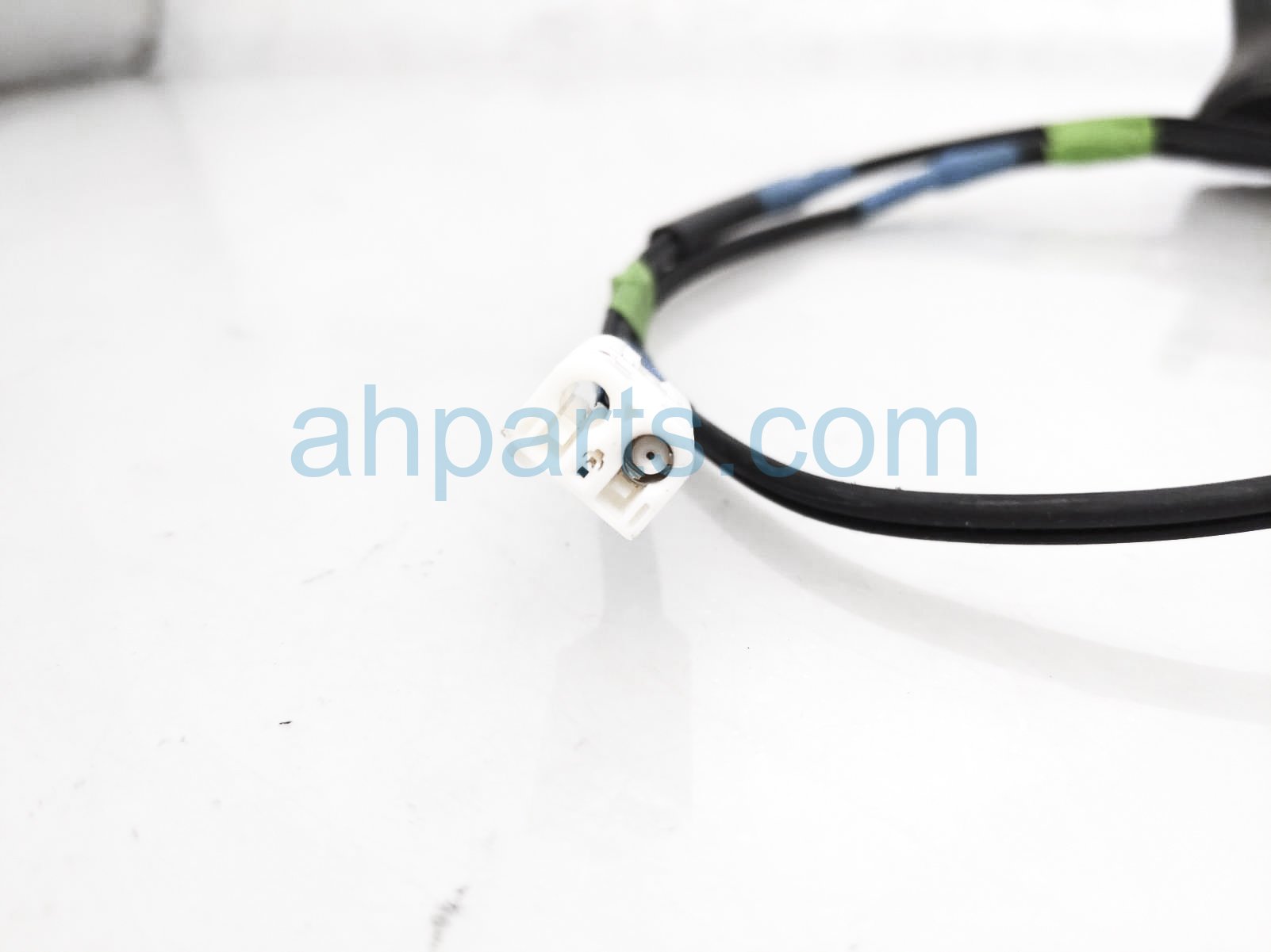 Sold 2019 Toyota Tacoma Roof Antenna Assy - Black - Xtra Cab 86300-04080,