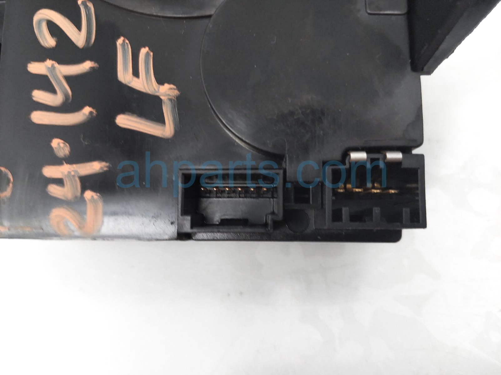 Sold 2017 Jeep Wrangler Combo Headlamp / Signal Column Switch 68308748AC