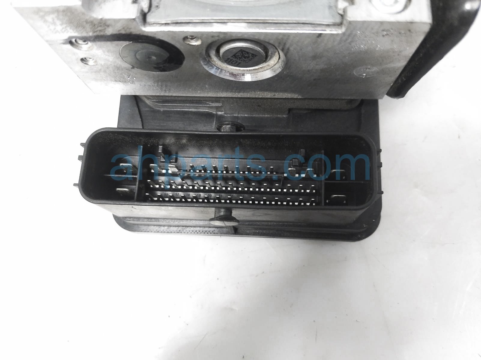 Sold 2023 Honda Accord (anti Lock Brake) Abs/vsa Pump Modulator 57110 ...