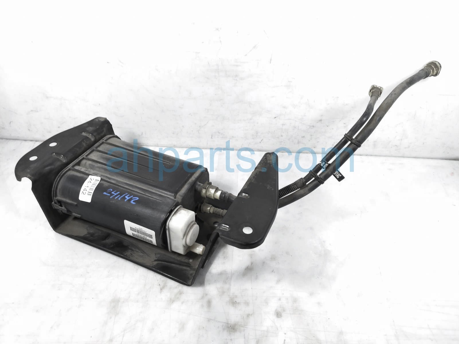 Sold 2017 Jeep Wrangler Fuel Vapor Charcoal Canister - 3.6l 680727074AG,