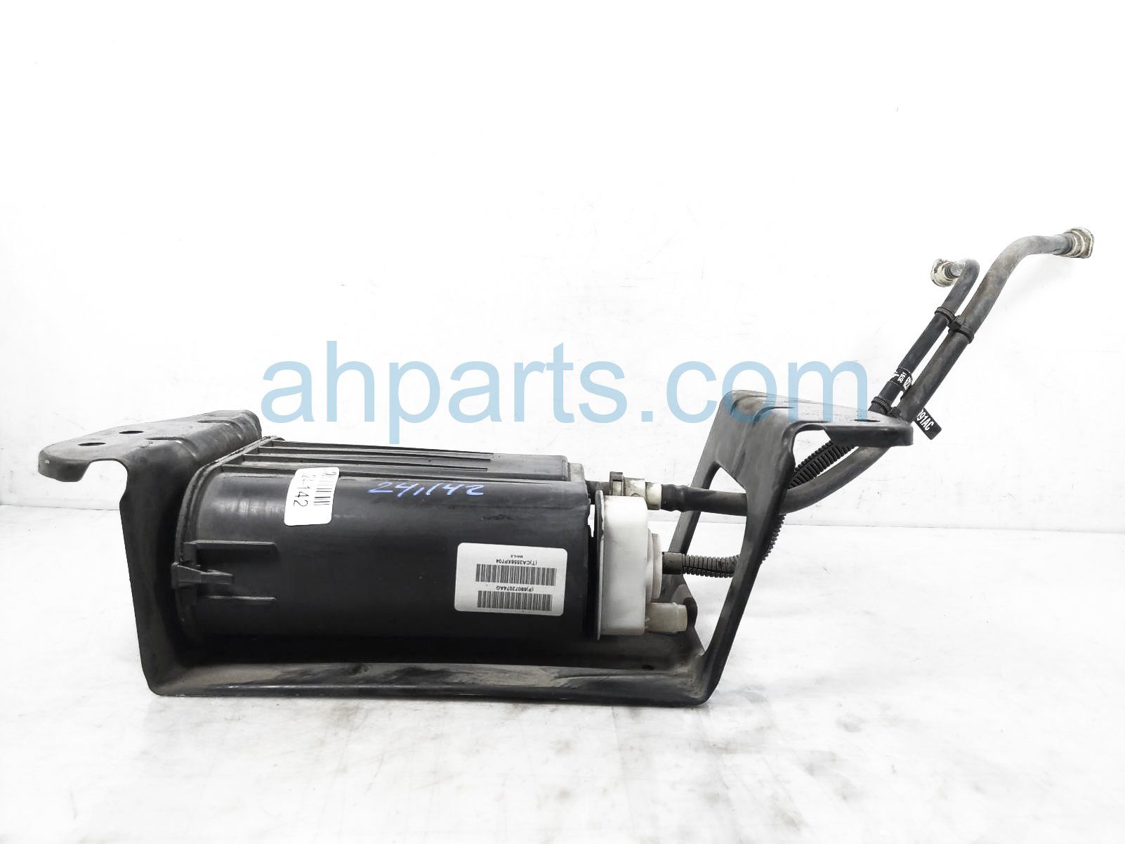 Sold 2017 Jeep Wrangler Fuel Vapor Charcoal Canister - 3.6l 680727074AG,