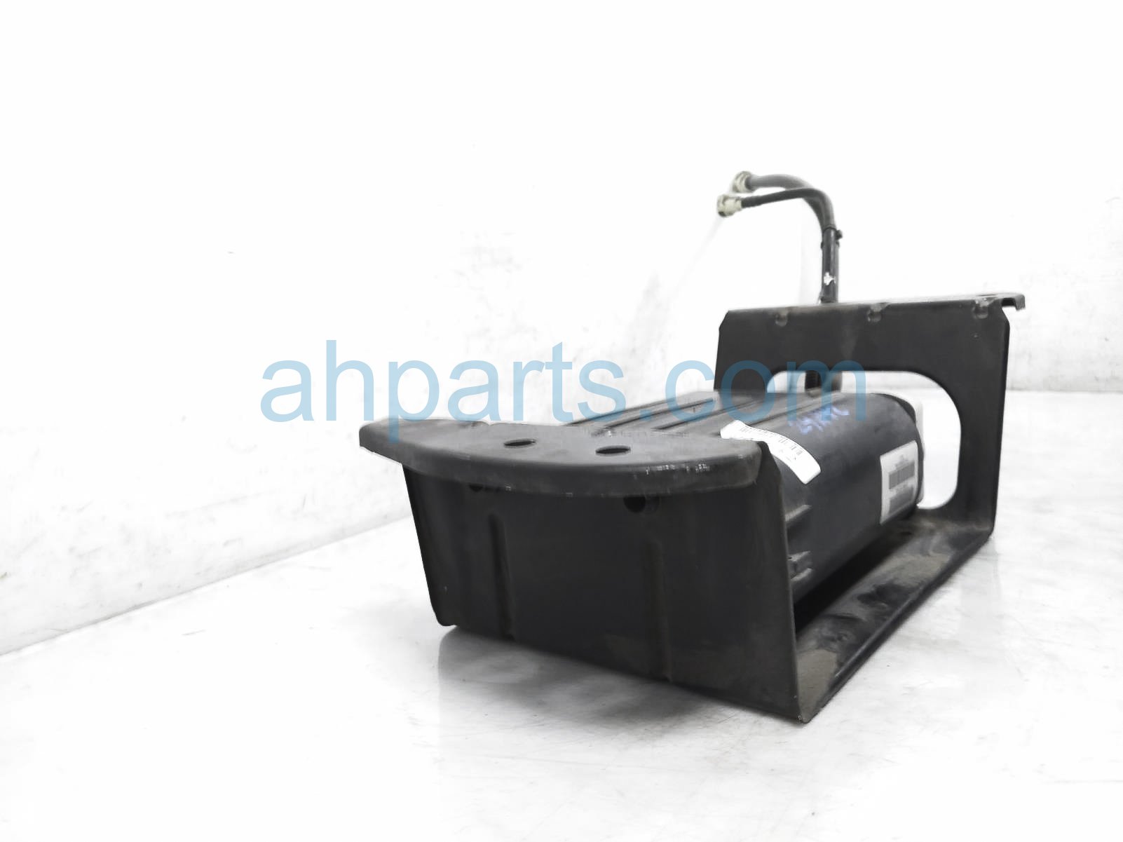 Sold 2017 Jeep Wrangler Fuel Vapor Charcoal Canister - 3.6l 680727074AG,