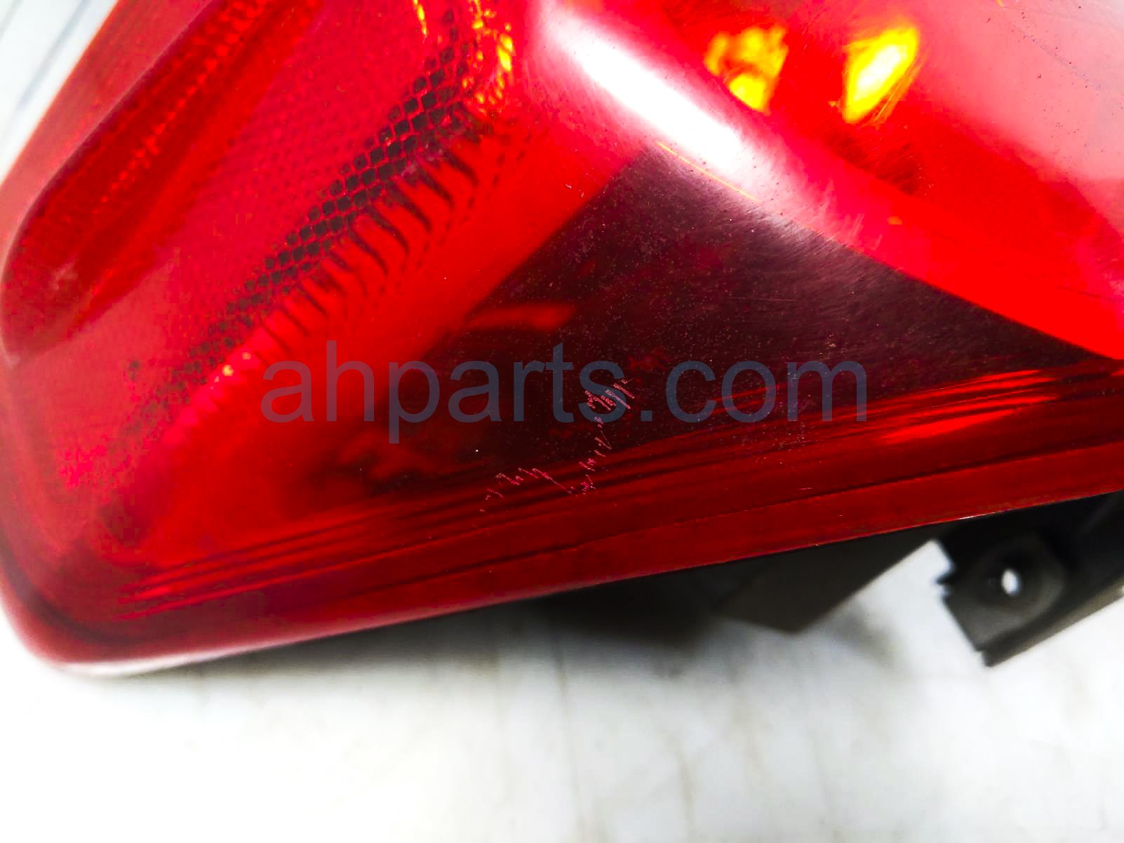 Sold 2018 Toyota Tundra Light / Rear Passenger Tail Lamp (on Body ...