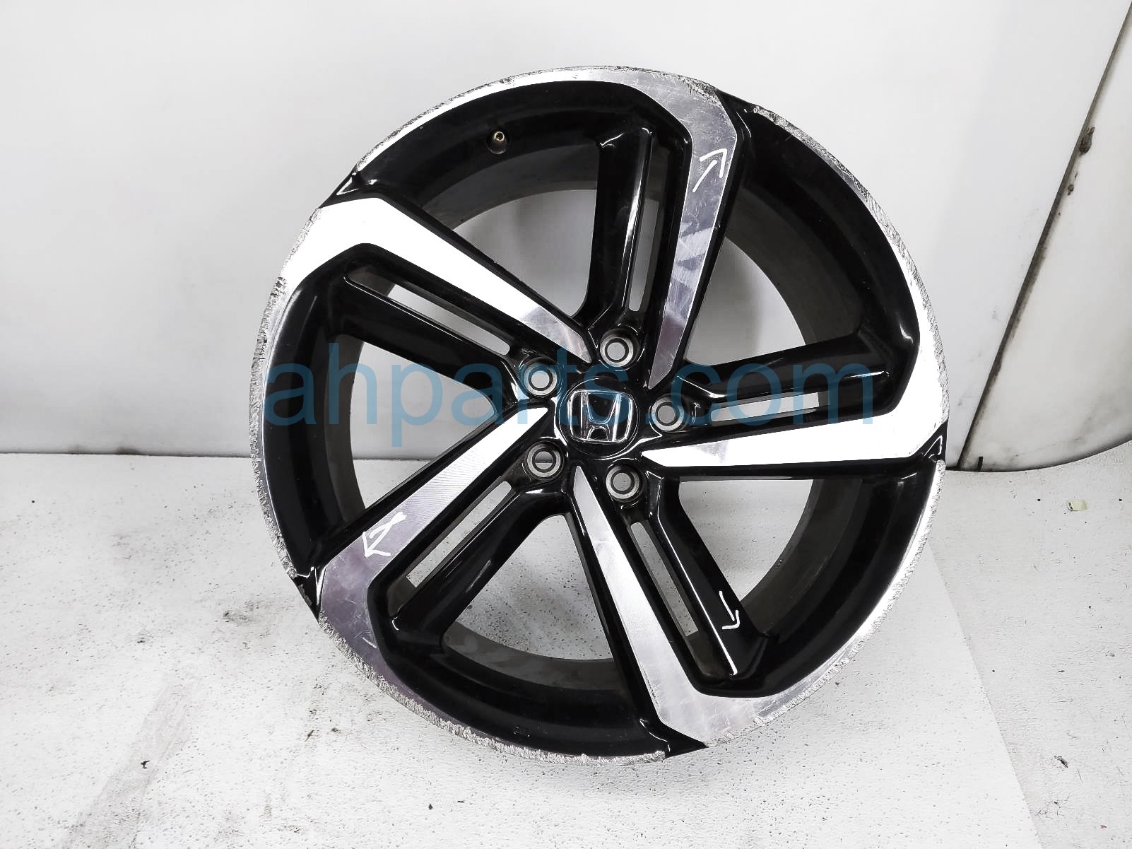 2018 Honda Accord Front Passenger Wheel / Rim - Curb Rash 42700-TVA-A94,