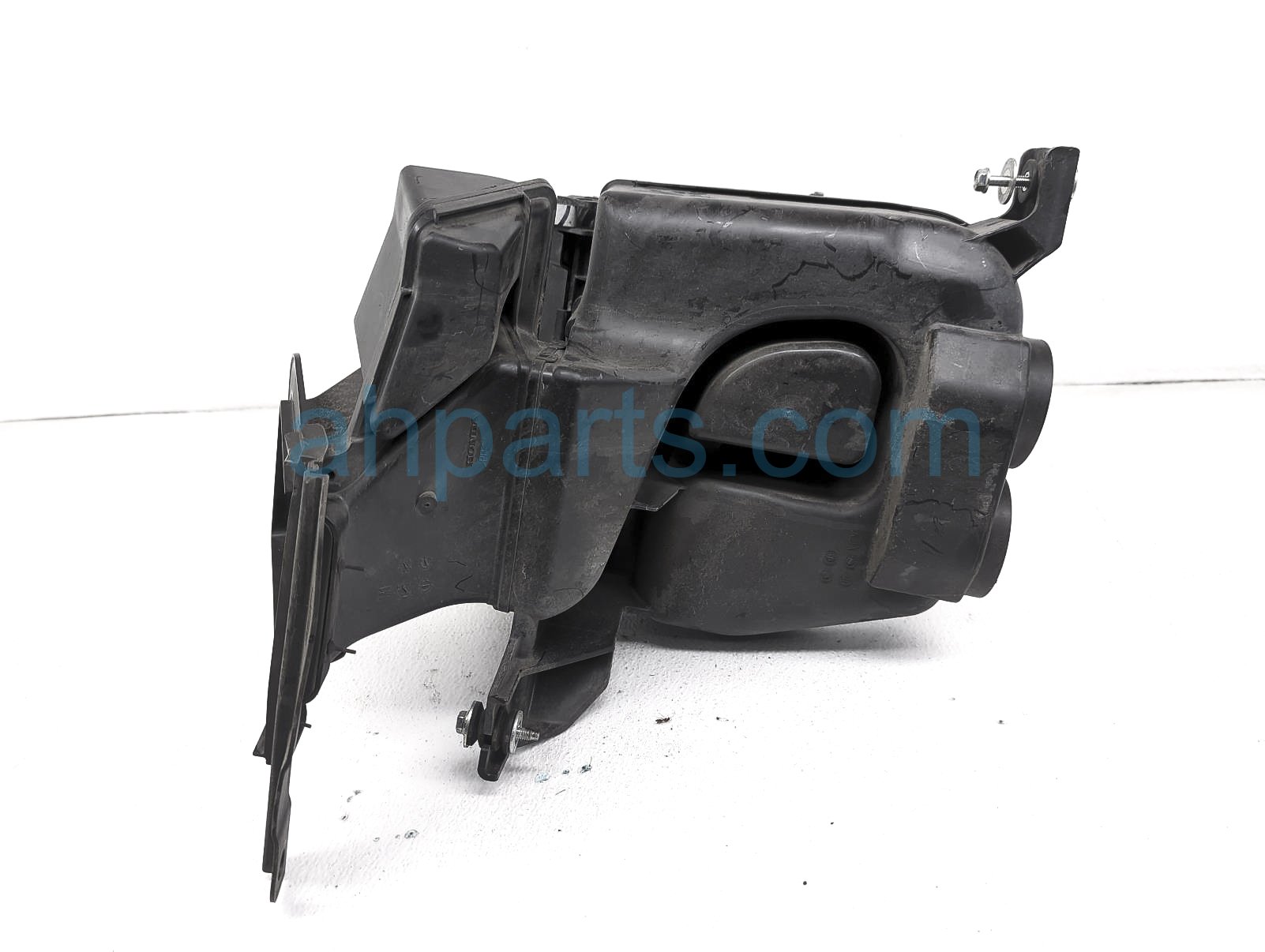 Sold 2023 Honda HR-V Air Cleaner Intake Box 17210-64S-A01