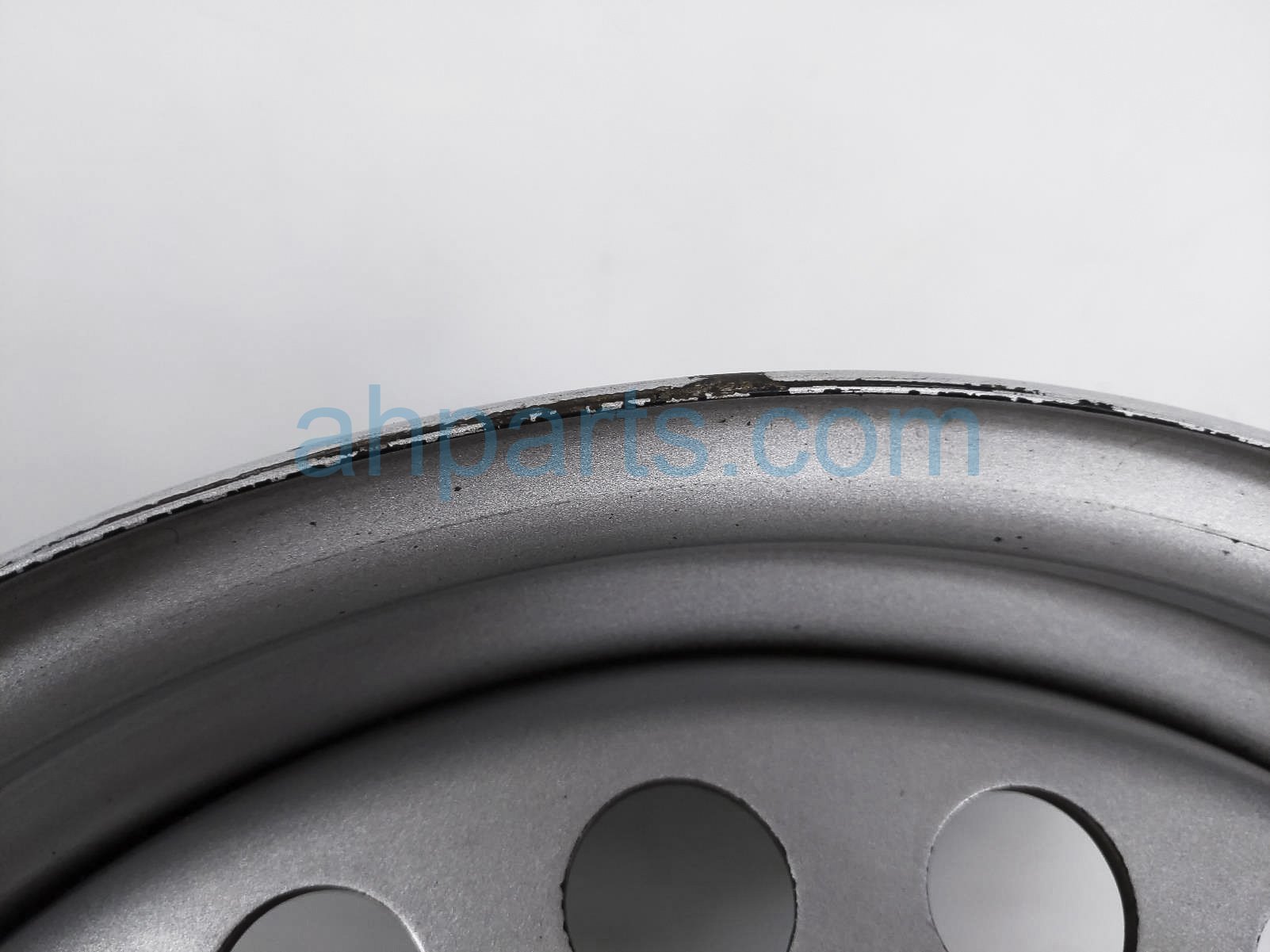 Sold 2015 Dodge Promaster City Rear Passenger Wheel / Rim 68263170AA