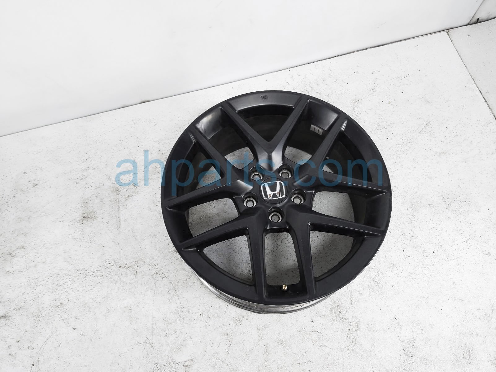 Sold 2022 Honda Civic Rear Driver Wheel / Rim 42700-T20-A61,