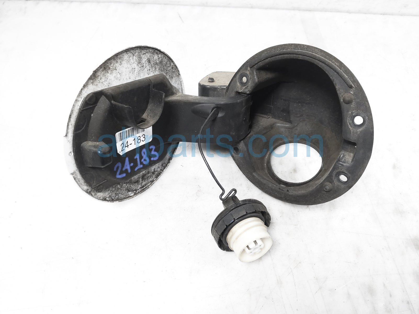 Sold 2018 Toyota Tundra Gas / Fuel Door - White 77351-0C090,