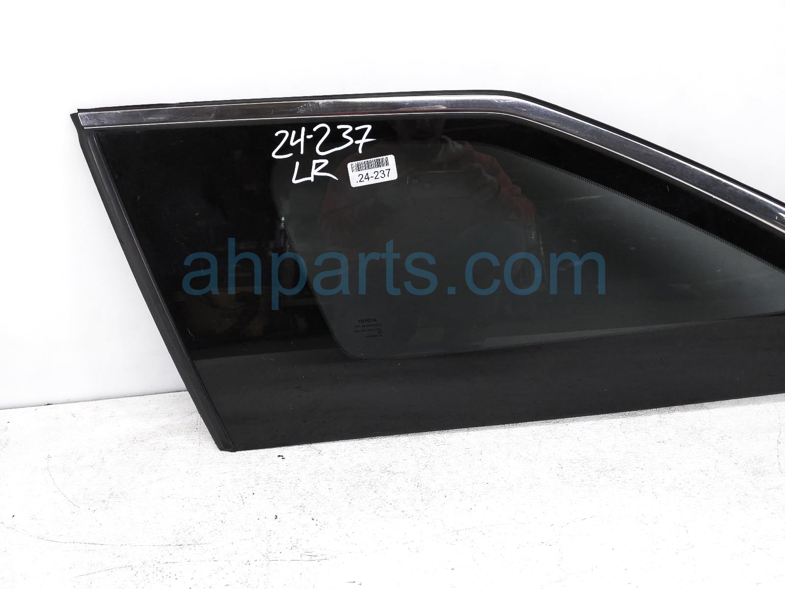 Sold 2021 Toyota Sienna Driver Quarter Window Glass 62740-08171,