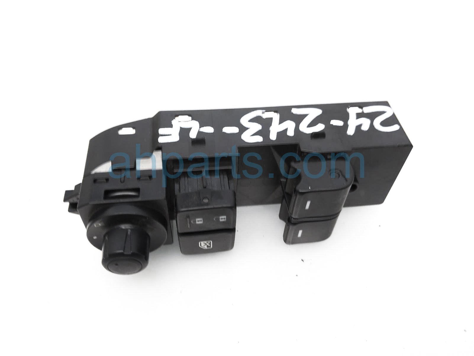Sold 2021 Mazda Miata Power / Master Window Control Switch NA2E-66-350B,