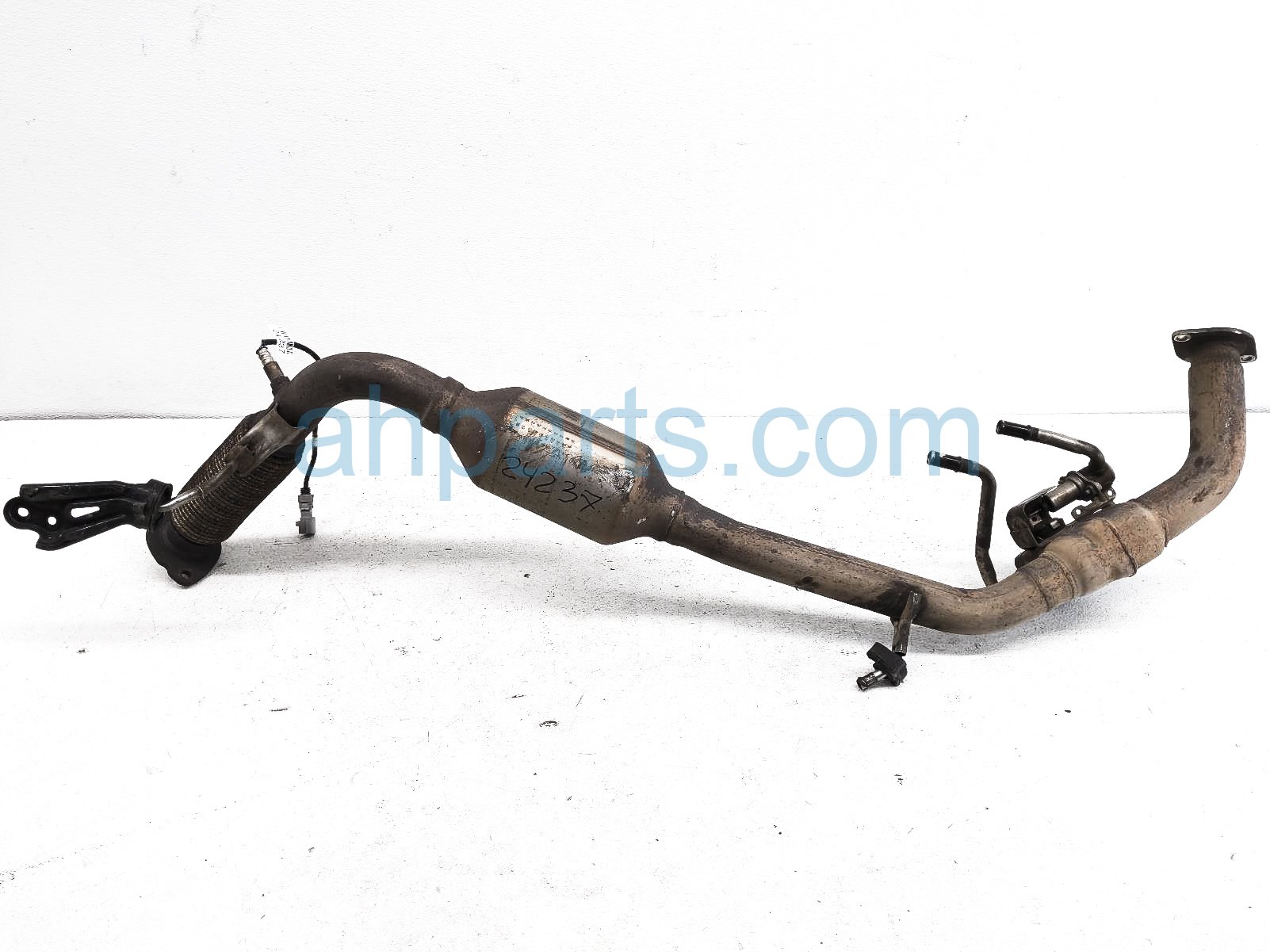 2021 Toyota Sienna Catalytic Front Exhaust Pipe W/ Converter 17410-F0331,